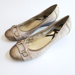 Anne Klein Shoes | Gold Dress Ballet Flats | Poshmark